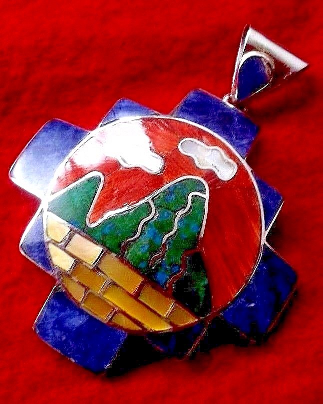 PERUVIAN PENDANT WITH A MACHU PICCHU DESIGN MADE OF SILVER W/ SPONDYLUS ...