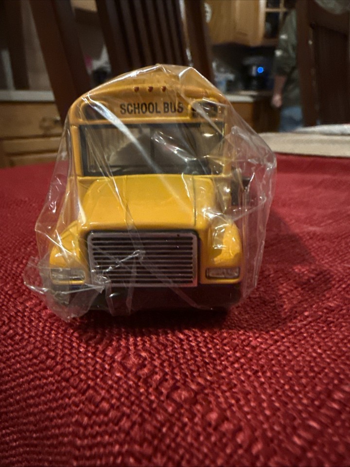 Kinsfun Monster School Bus 5" Die-Cast Metal Model with Pull-Back ...