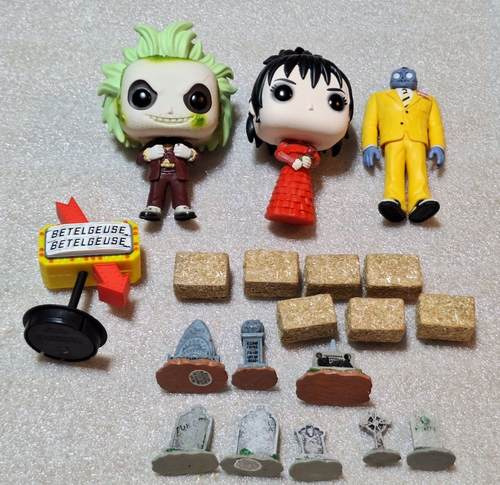Lot of Funko Pop Beetle Juice Action Figures Beetlejuice & Lydia ...