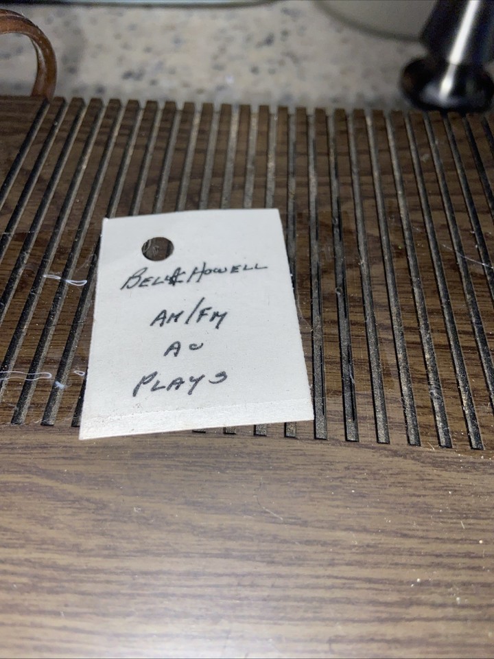 Vintage Bell & Howell AM/ FM Radio.Made In Okinawa. Powers On | eBay