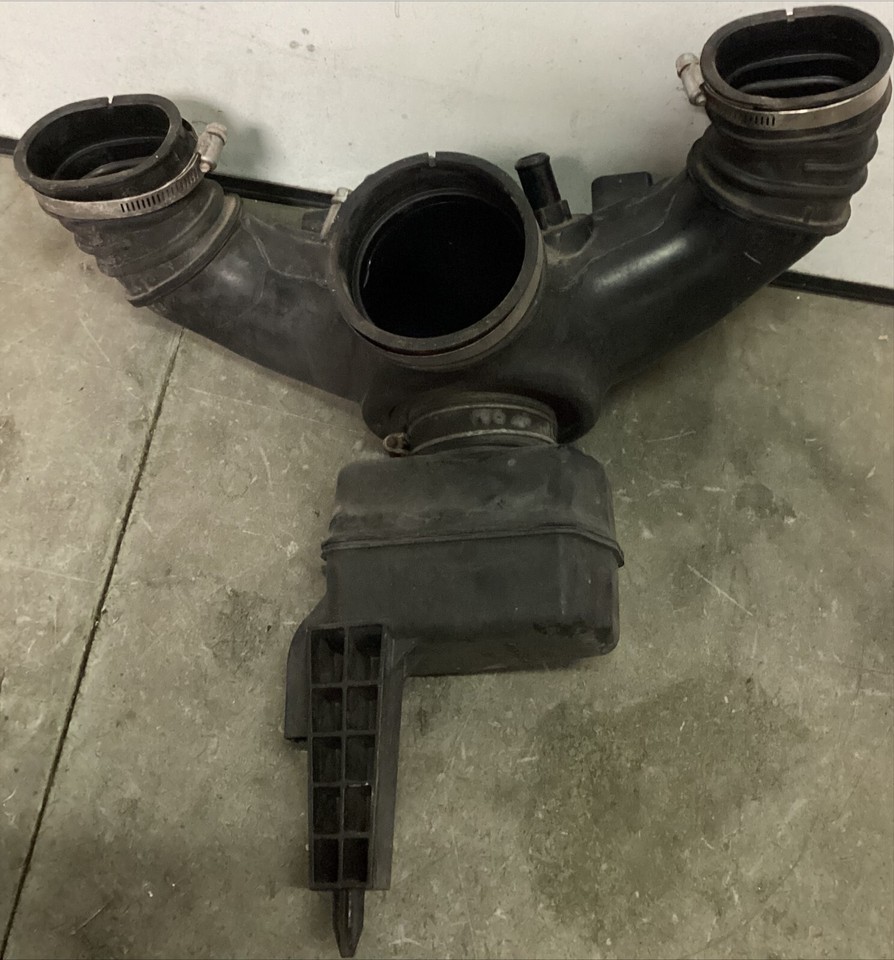 07-17 LEXUS LS460 UPPER AIR INTAKE FILTER DUCT INLET TUBE HOSE ...