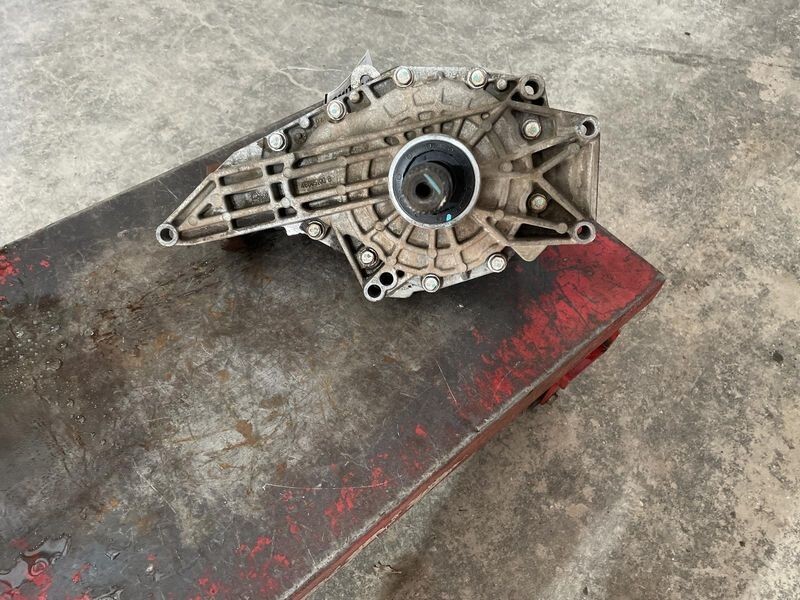 2003-2009 GMC Envoy Front Axle Differential Carrier Assembly 3.42 Ratio ...