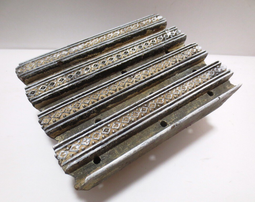 VINTAGE WOODEN HAND CARVED TEXTILE PRINTING ON FABRIC BLOCK / STAMP ...