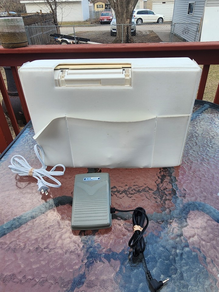 Elna 6000 Computer Sewing Machine With Foot Pedal Accessories Case ...