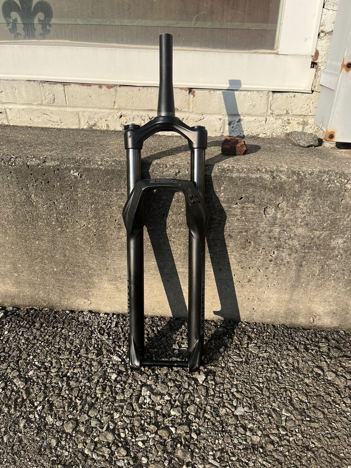 2021 Specialized Fuse Frame W/ Rockshox Recon Silver | eBay