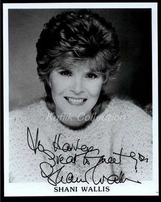 Shani Wallis - Signed Autograph Headshot Photo - Oliver! | eBay