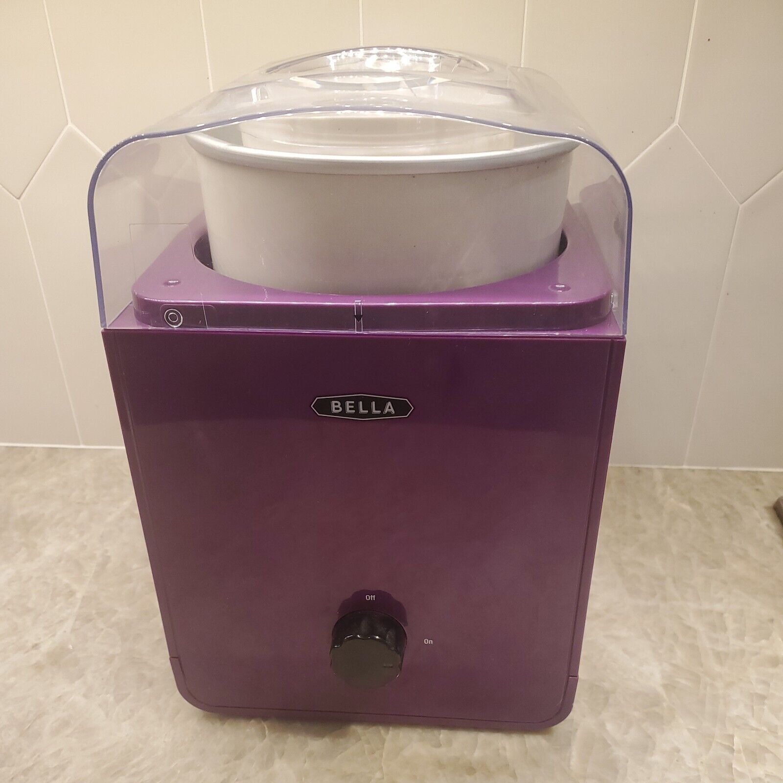 Bella Ice Cream Maker 1.5qt Capacity Makes Frozen Desserts and Drinks ...