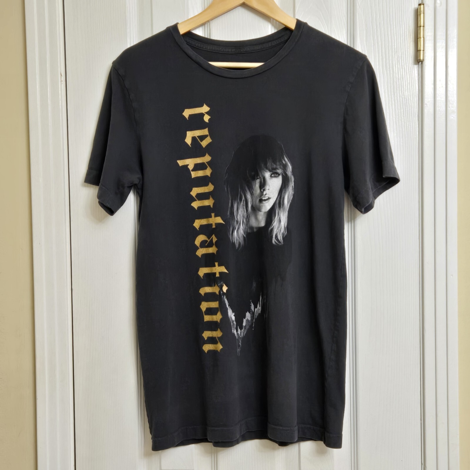 Taylor Swift Reputation Stadium Tour TShirt Band Conc… - Gem