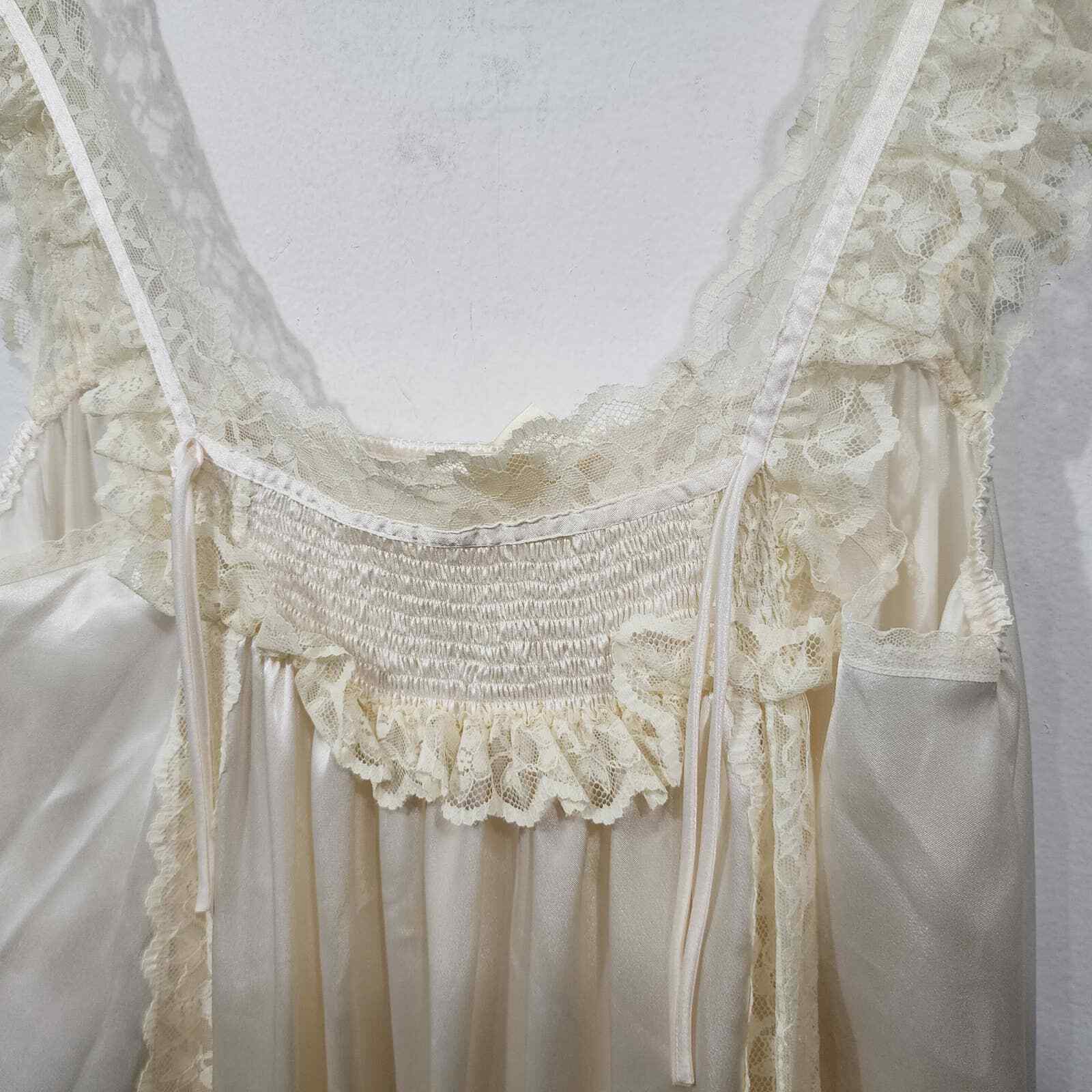 Vintage Victoria’s Secret Boudoir Gown Robe Satin Lac… - Gem