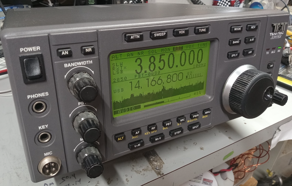 Ten Tec Jupiter USA all mode HF transceiver with built in keyer, nice ...