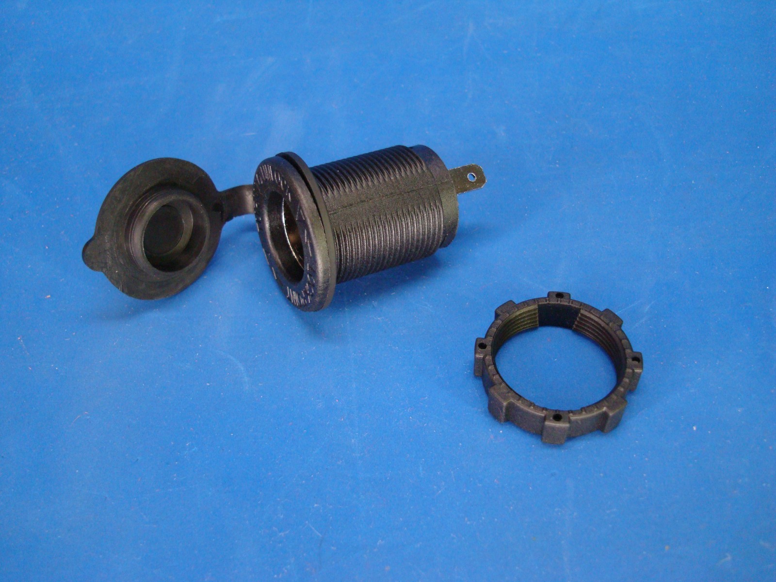 us seller FLUSH MOUNT 12-VOLT CIGARETTE LIGHTER AUX ADD ON WATERPROOF ...