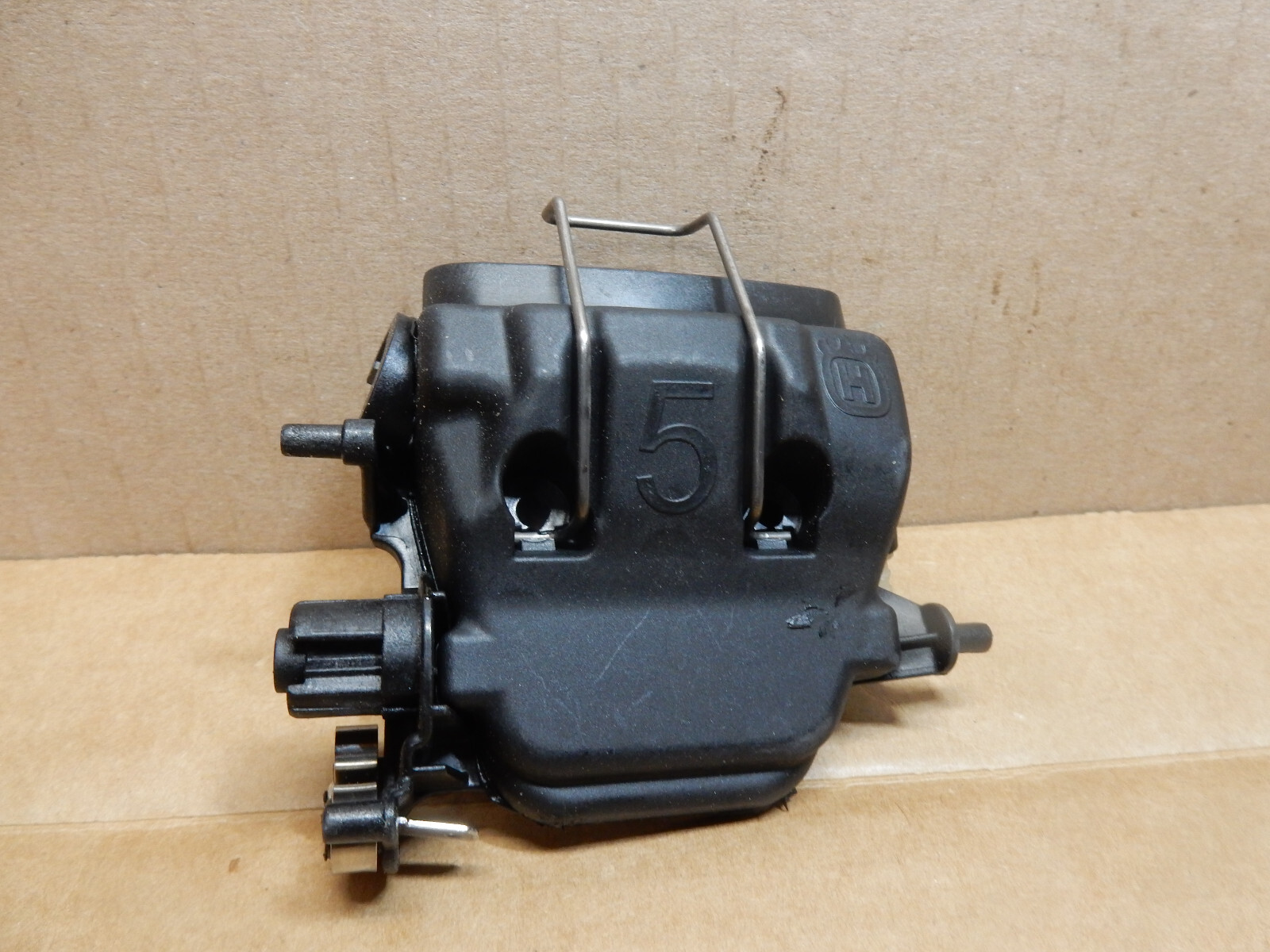 Genuine Husqvarna 545 550 550XP Jonsered 2252 2253 Air Filter Mount 574 ...