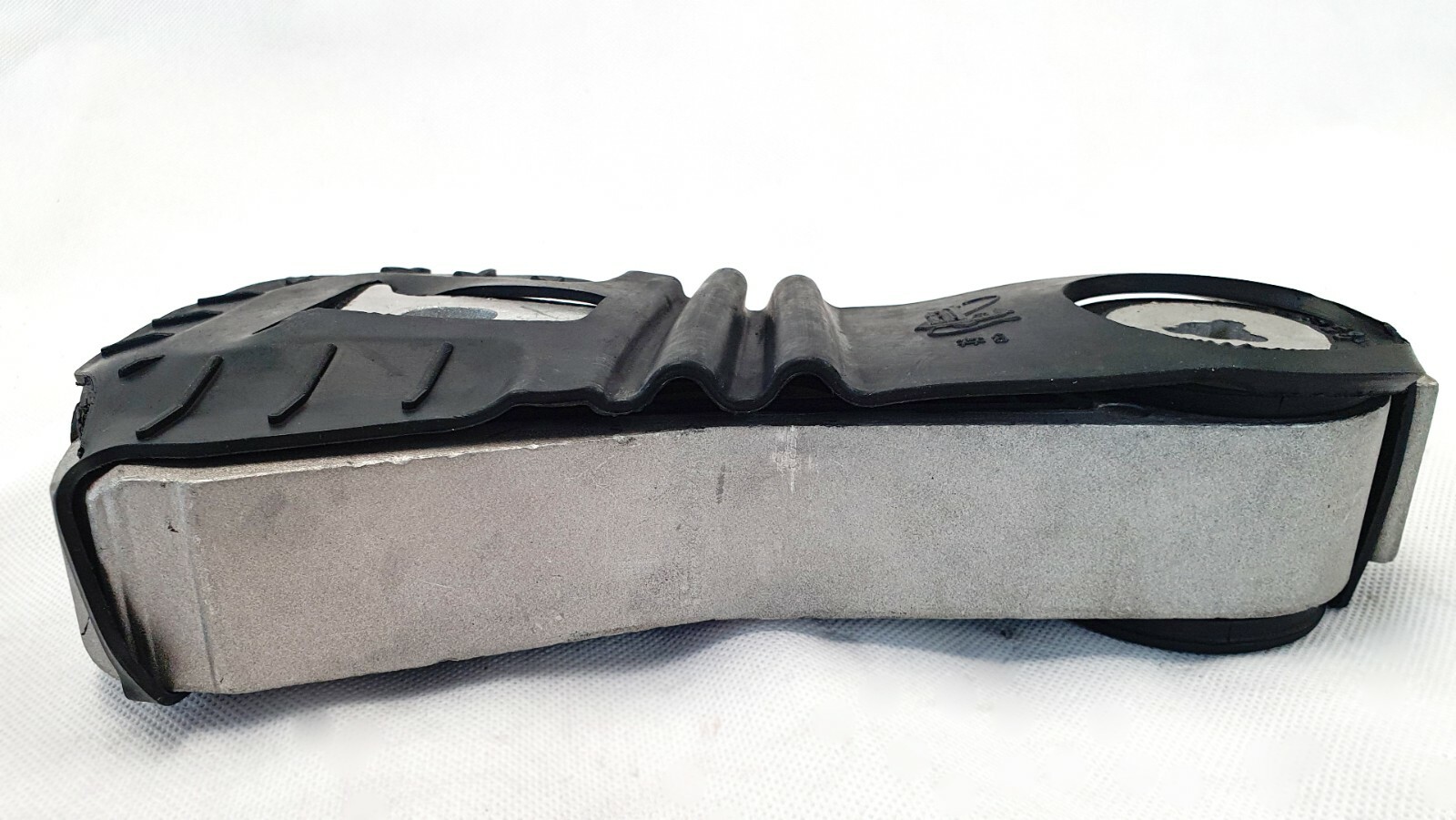 A5812 Rear Engine Torque Strut Mount 1PC For Ford Explorer 19-16 3.5L ...