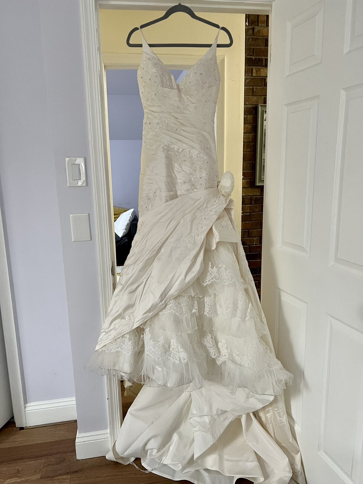 Pronovias Atelier Diagonal wedding dresses size 10 us… - Gem