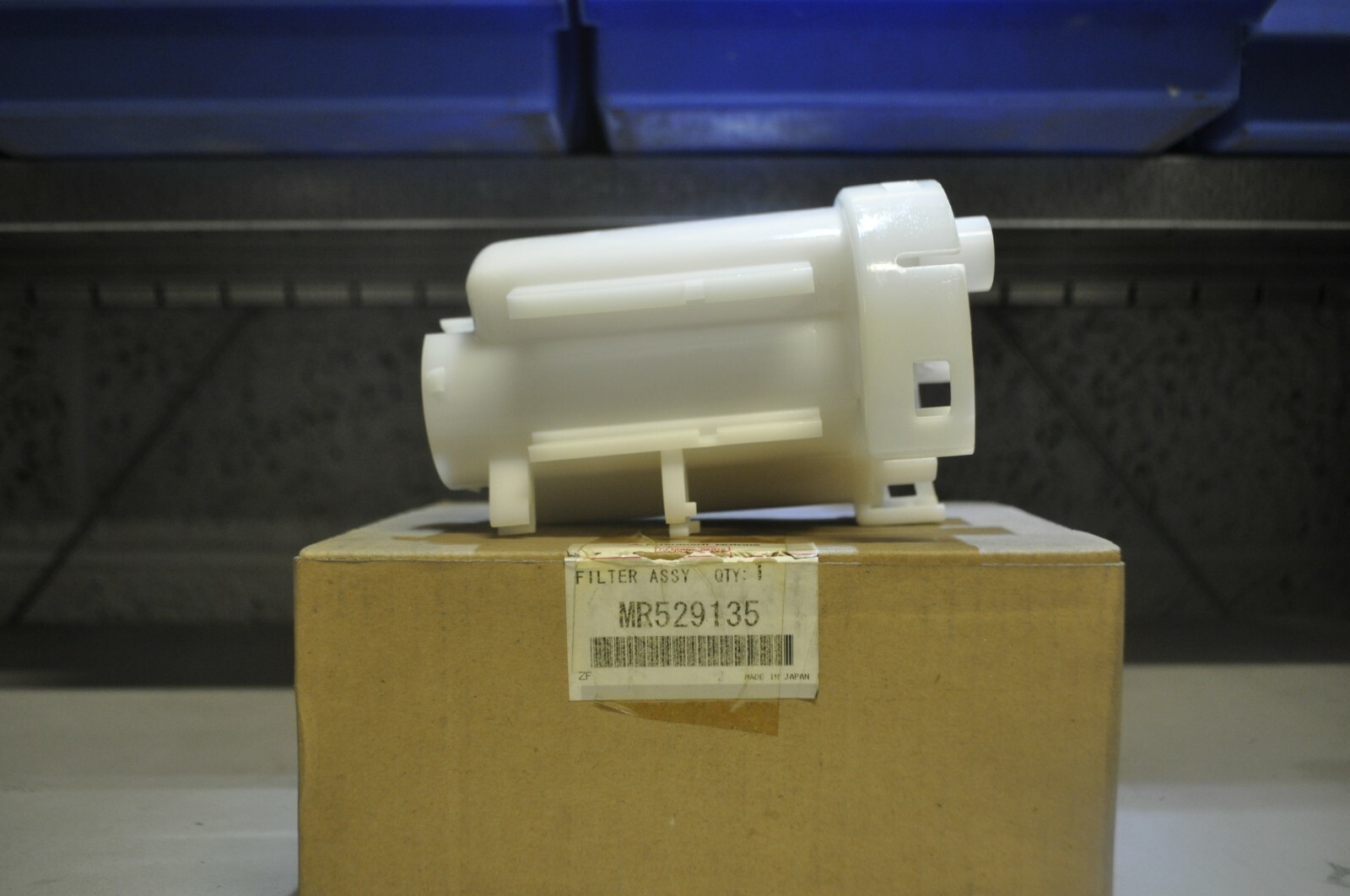 MITSUBISHI PAJERO MONTERO 3.5 00 - 20 FUEL TANK FILTER NEW GENUINE OEM ...