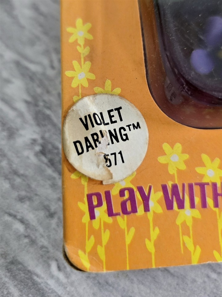 X-915 VINTAGE 1960'S HASBRO FLOWER DARLINGS VIOLET DARLING MINT ON CARD | eBay