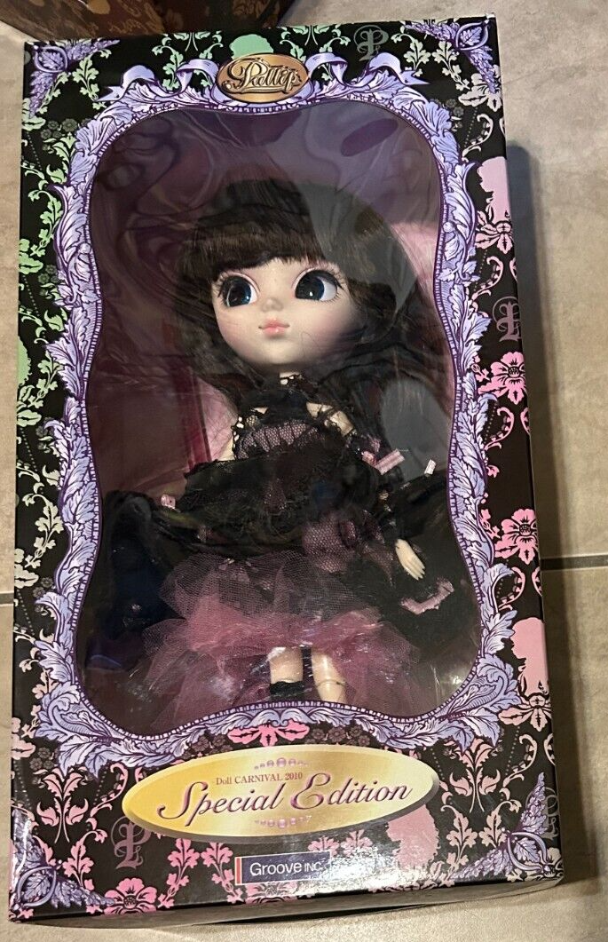 Clara Pullip Doll Carnival 2010 Special Edition in Box w/ Stand Clothes ...