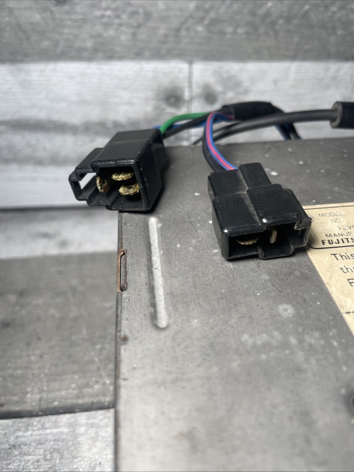 Vintage Fujitsu AM/FM CAR RADIO #00851-12772. Made in Japan Tested ...