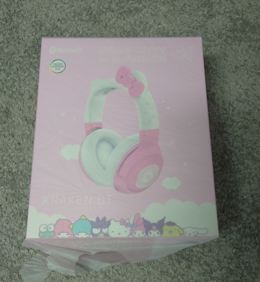 Razer Kraken BT Hello Kitty Edition Headset - White/Pink (RZ04-03520300 ...