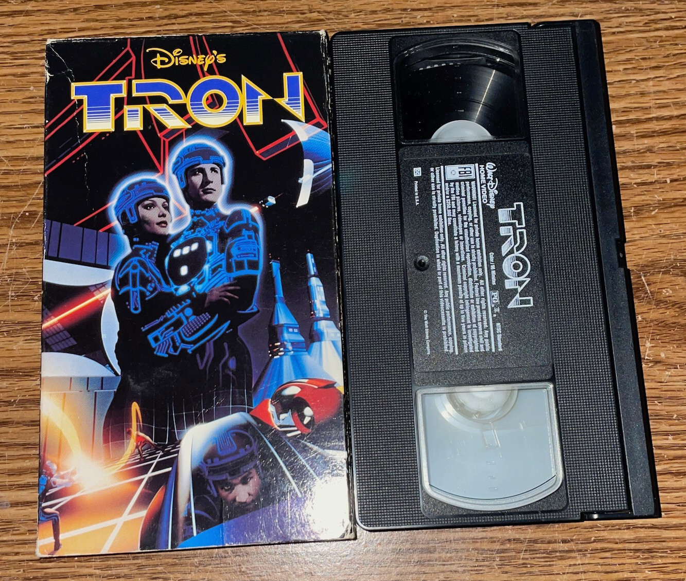 TRON VHS WALT DISNEY HOME VIDEO JEFF BRIDGES | Grelly USA