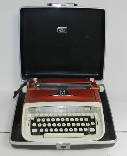 Vintage Royal Red Custom Portable Typewriter CM6822305 with Case | eBay