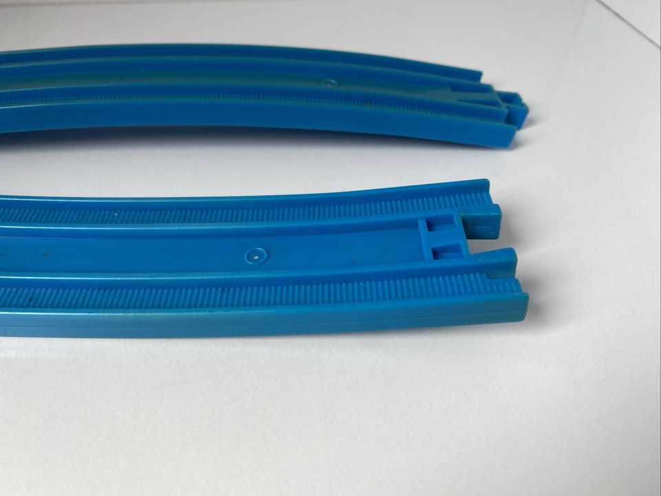 Tomy Trackmaster Thomas The Tank Engine Long Curved Blue Track Straight ...
