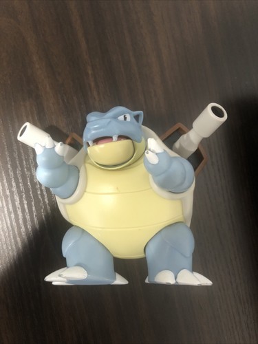 Pokémon Blastoise Deluxe Battle Feature Action Figure 2019 WCT Nintendo ...