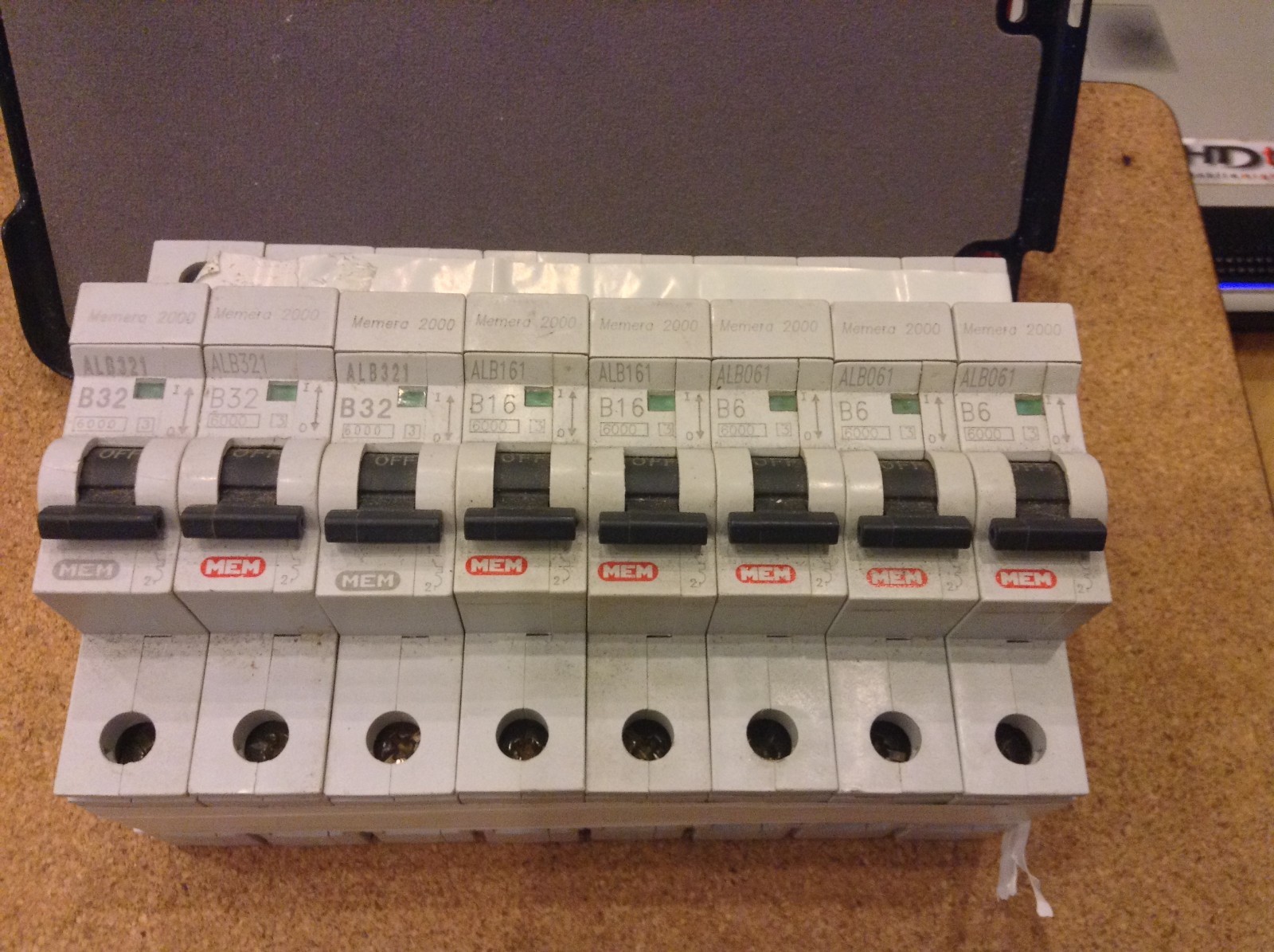 MEM EATON MCB ALB AND MCH RANGE 6A 10A 32A 40A RCD WYLEX MK HAGER BG ...