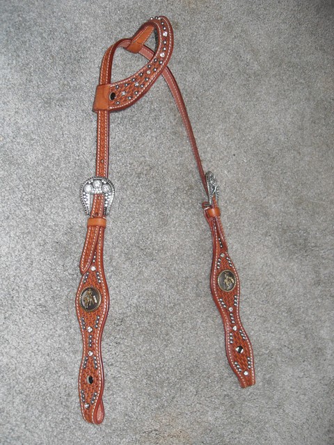 Professional barrel racer bridles they use - itklkl