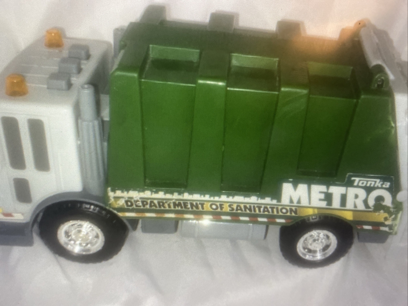 COLLECTIBLE Tonka Green & Clean Dept of Sanitation Toy Trash Truck ...