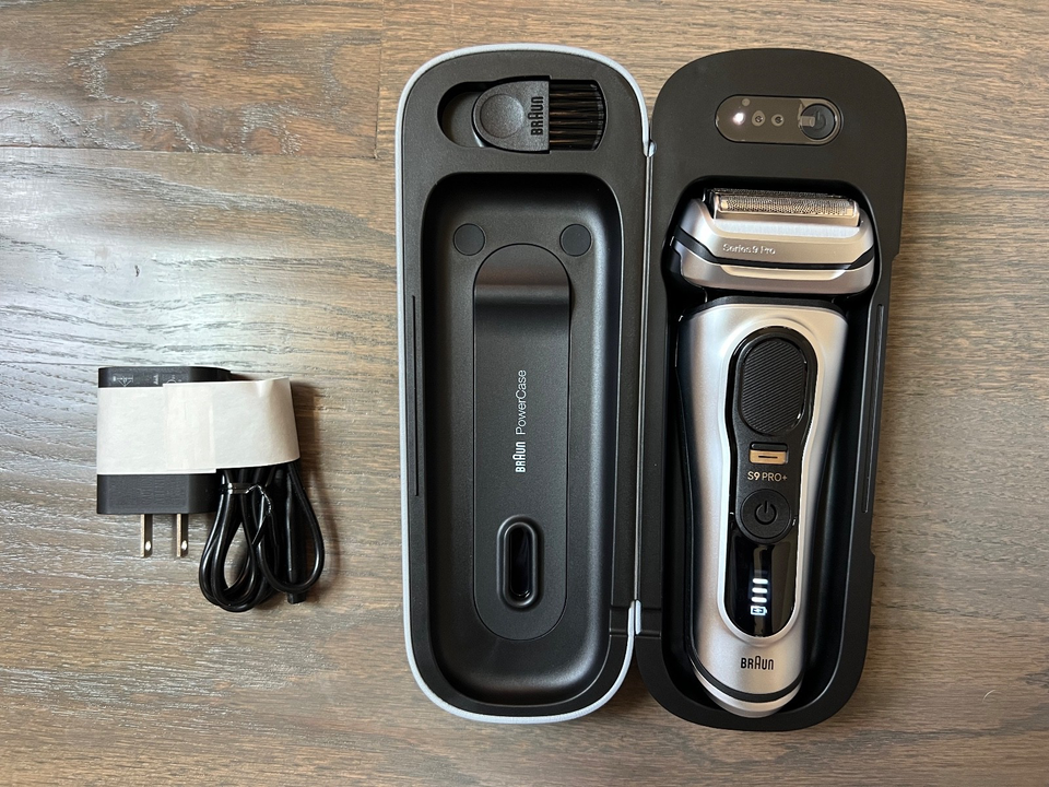 Braun Series 9 Pro Plus 9577cc Electric Shaver with PowerCase | eBay