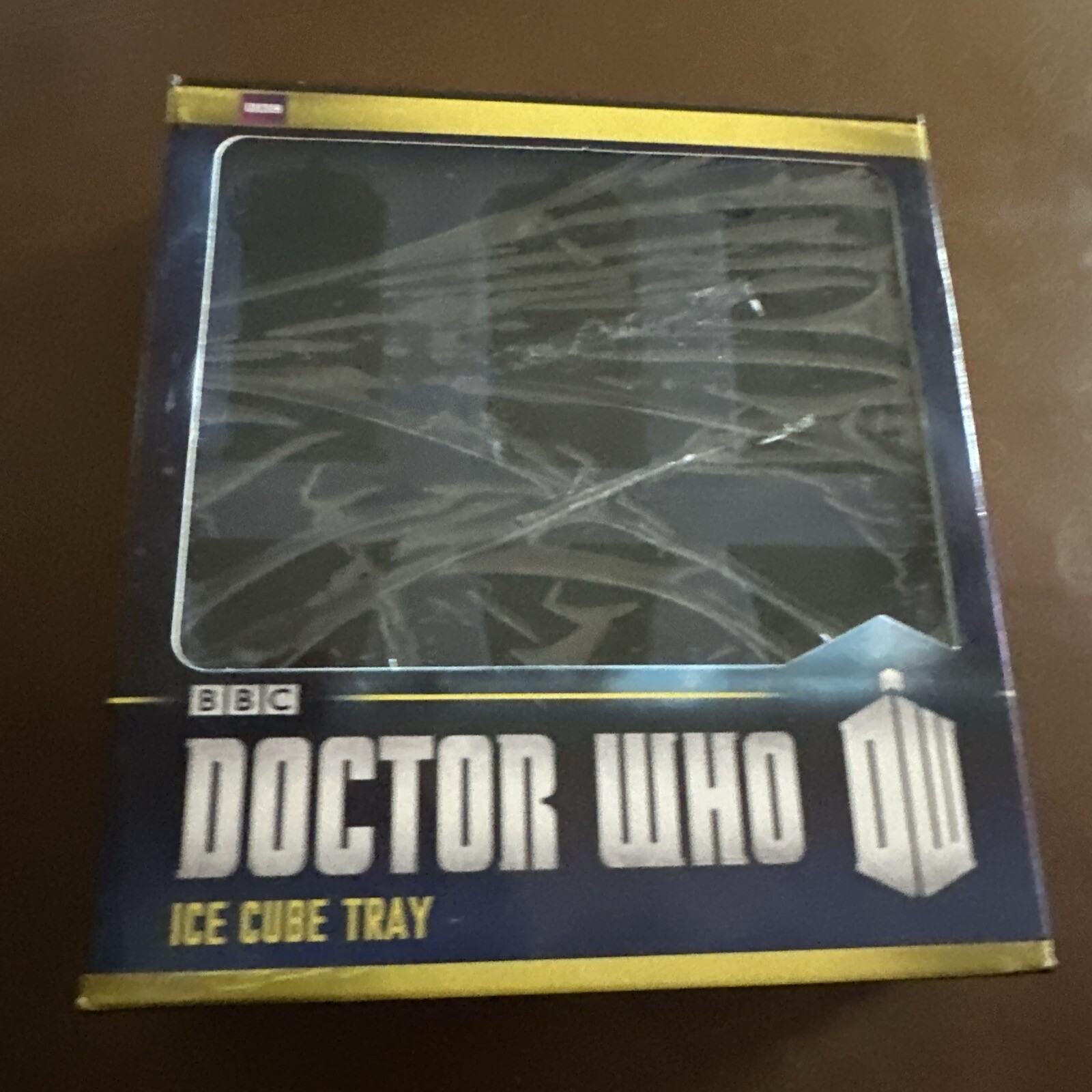 BBC Doctor Who Silicone Mold Ice Cube Tray Tardis Daleks Jello Wax ...