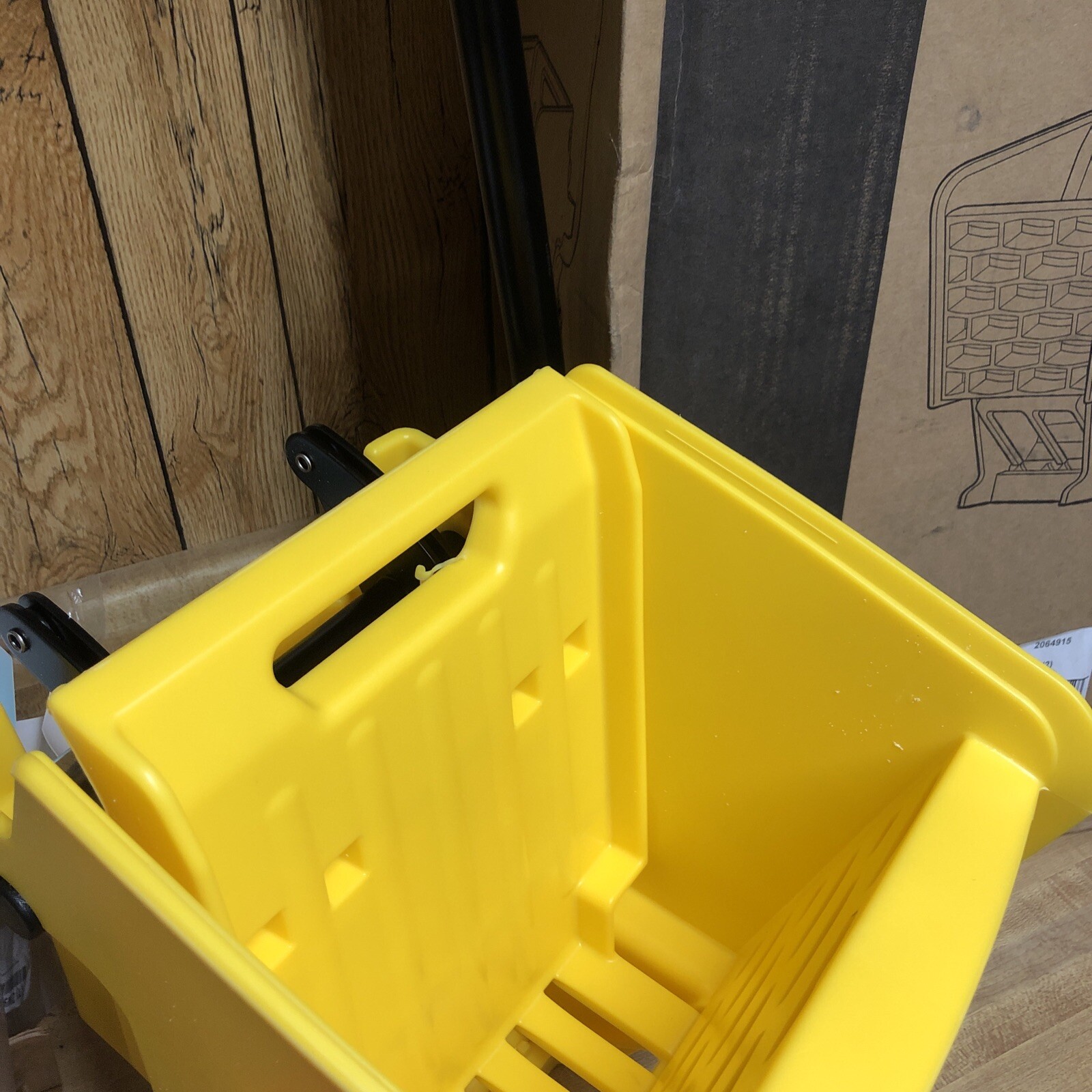 2 Pack Rubbermaid Commercial 2064915 WaveBrake 2.0 Side-Press Wringer ...