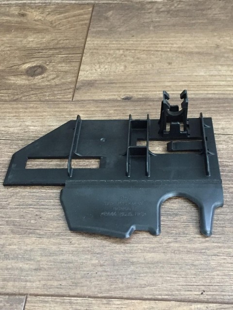 Clip Cooling System Coolant Hose BMW 550i GT F07 OEM 08-16 17127613140 ...