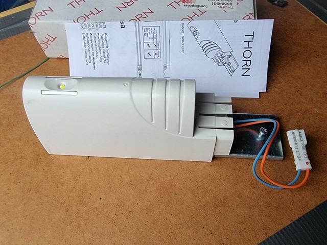 Thorn 96504901 Poppack LED E3 Kit Boxed for sale online | eBay