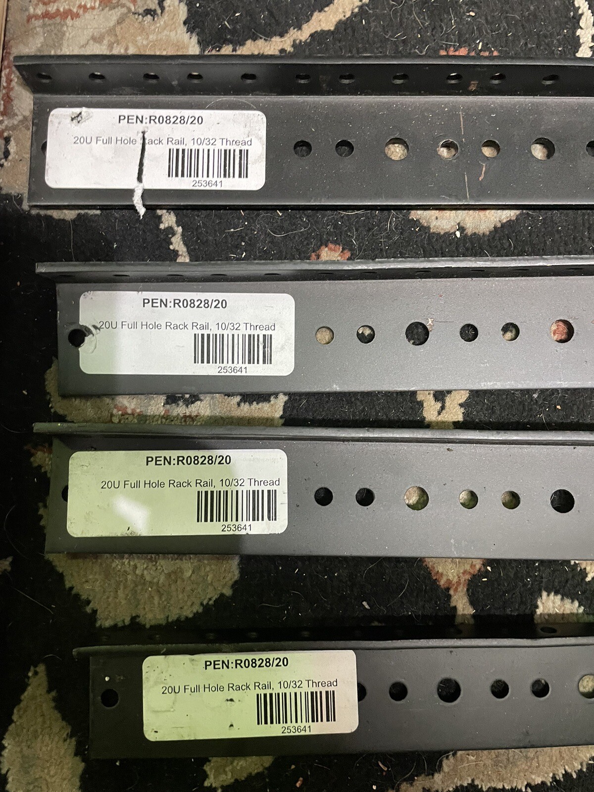 (1 PAIR) PENN ELCOM 20U / 20 SPACE Rack Rails 35" total length sku ...