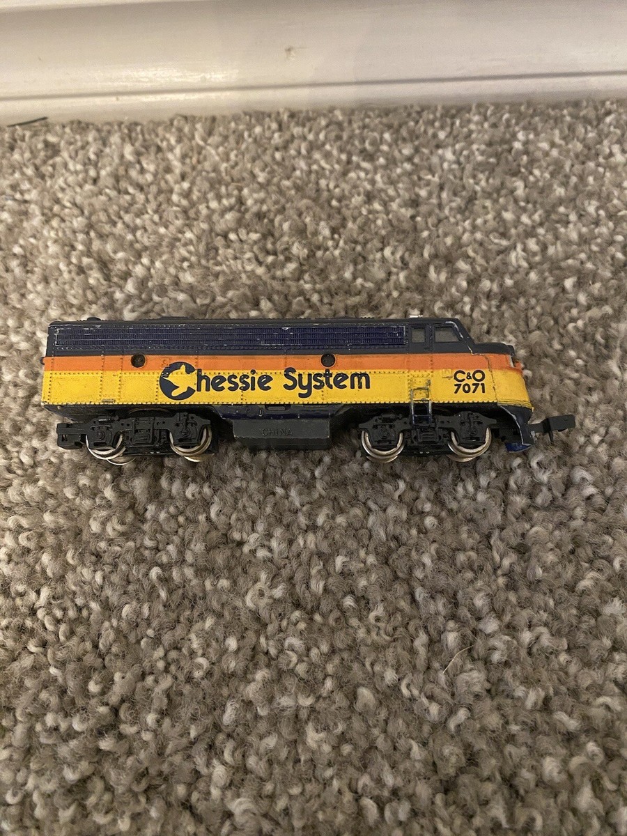 Chessie Railroad Atlas N 40005466 GE B30 7 Low Nose Lok Chessie #8238