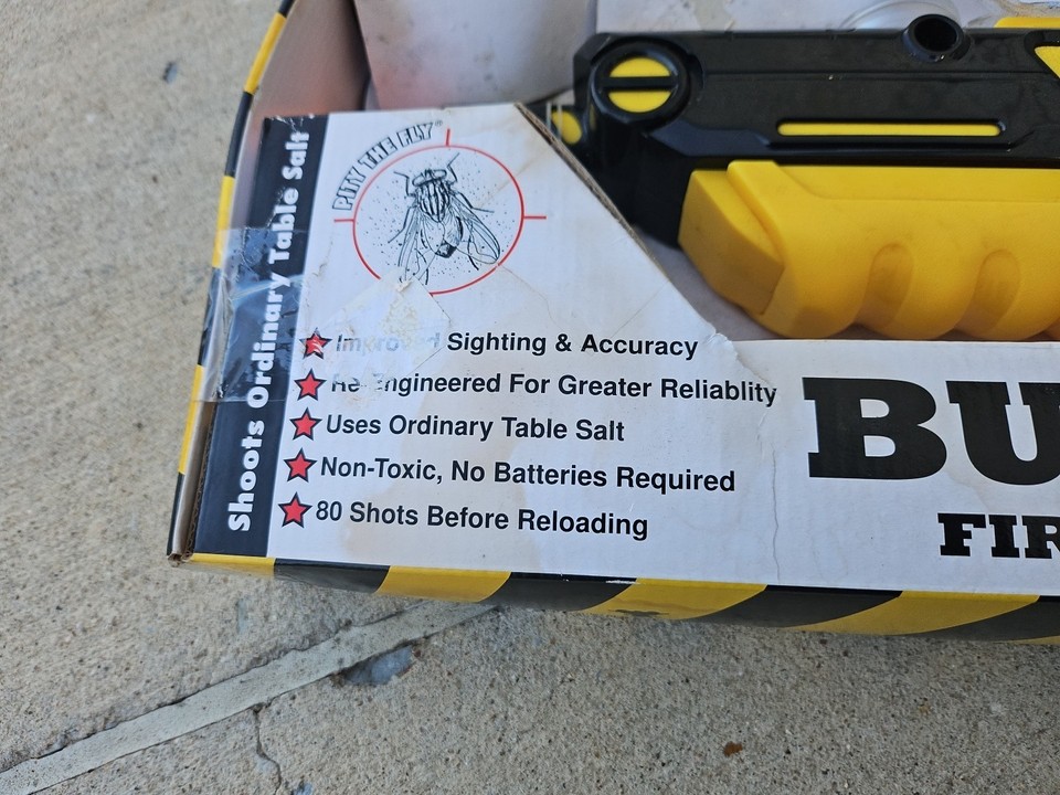 New BUG-A-SALT Yellow 2.5 Salt GUN Rifle Fly Hunter Bug Killing Device ...