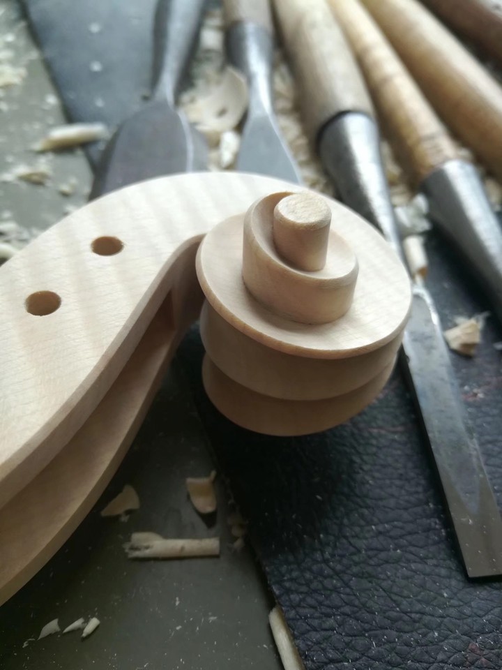 Stradivarius 1715 Maple Violin Scroll Neck Ebony Fingerboard Tiger ...