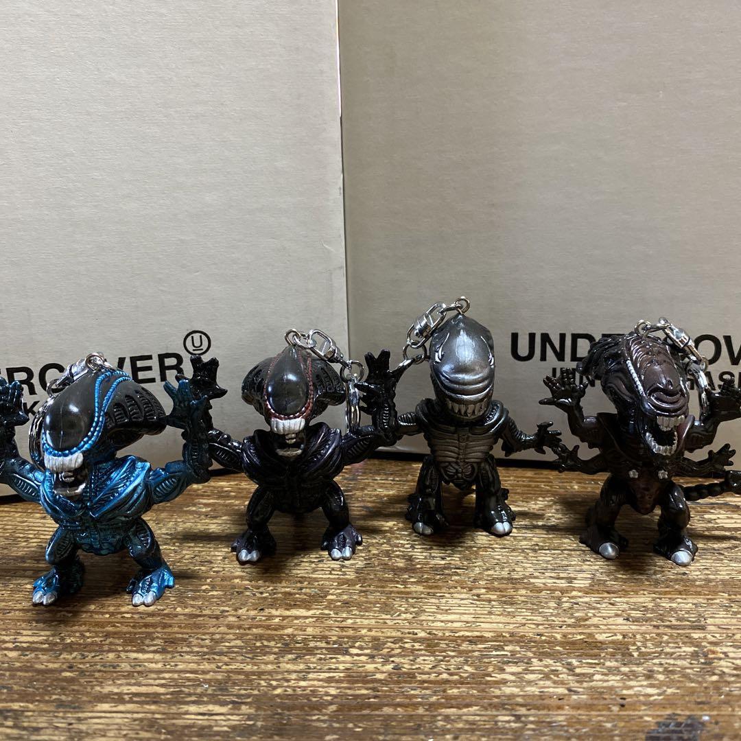 4 Alien Vintage Keychains | eBay