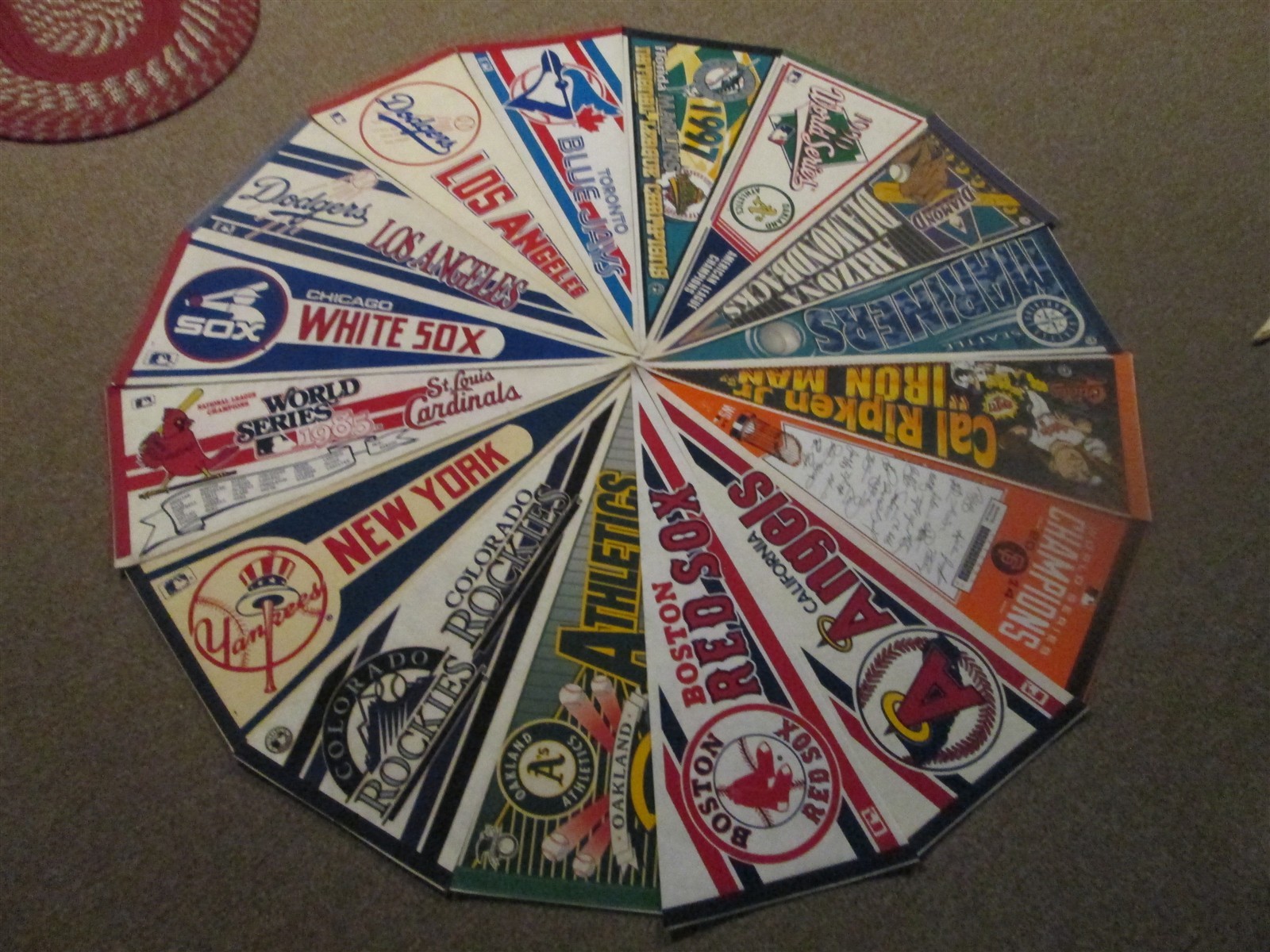 MLB Lot of 16 Vintage 1970's 1980's 1990's & 2014 Team Logo Baseball ...
