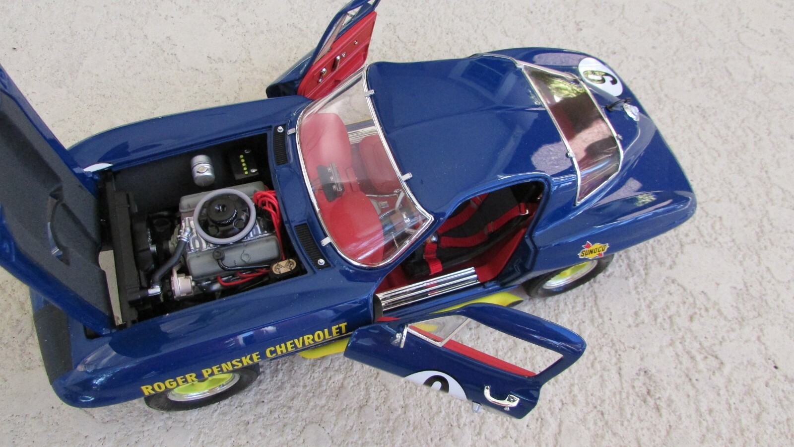 Exoto 1:18 Corvette Penske Sunoco Coupe #9 race car winner GT 1966 ...