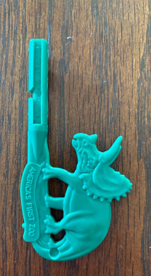 PHILADELPHIA ZOO KEY Lot of 2 Green Storybook Keys from Philadelphia ...
