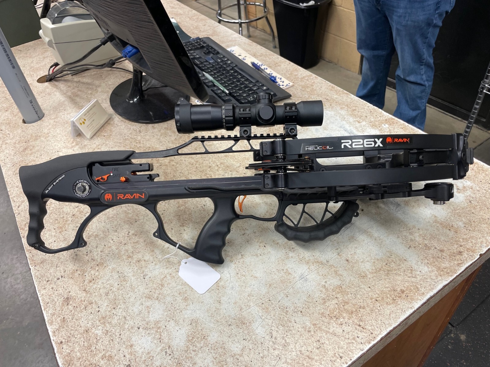 Ravin R26X Crossbow Package W/ SCOPE & CRANK COCKING SYSTEM LOOKS GREAT ...