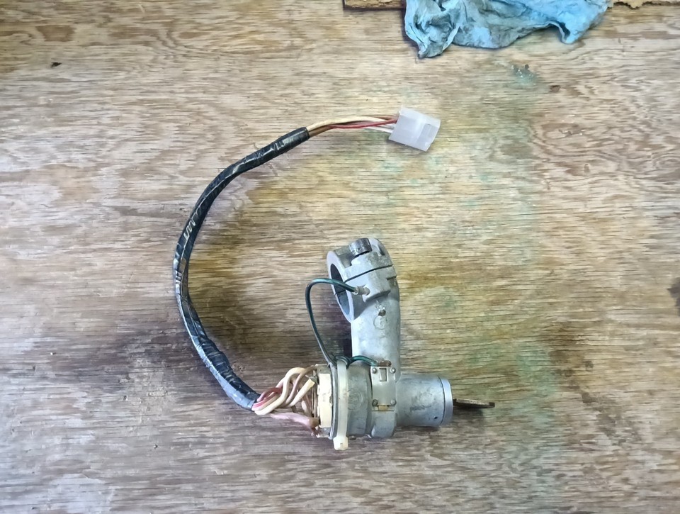 Triumph Spitfire TR6 73-76 - Original WASO Ignition Switch | eBay