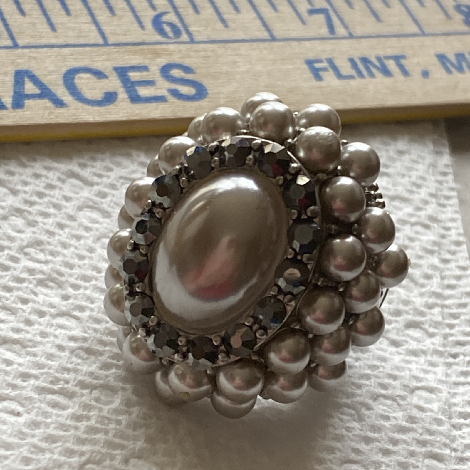 HSN Princess Amanda Tudor Portrait Ring Gray Tone Pea… - Gem