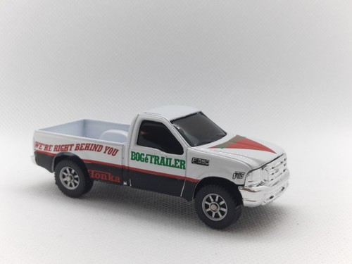 1997-2004 Ford F-350 Super Duty Collectible 1/64 Scale Diecast Diorama ...