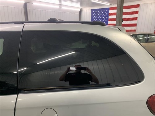 (LOCAL PICKUP ONLY) Driver Quarter Glass 119" Wb Power Privacy Tint ...