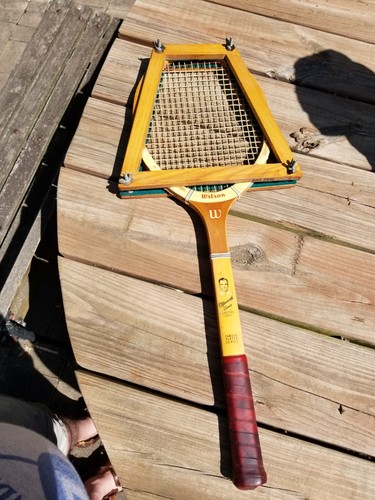 VINTAGE WILSON ELLSWORTH VINES SIGNATURE WOODEN TENNIS RACKET STRINGS ...