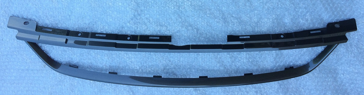 Ford FPV FG F6 310 front bumper bar cover upper grille SURROUND MOULD ...